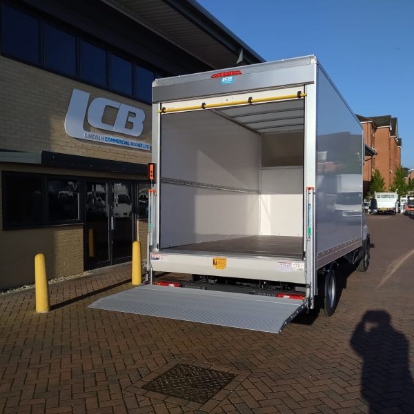 Luton Vans - Lincoln Commercial Bodies